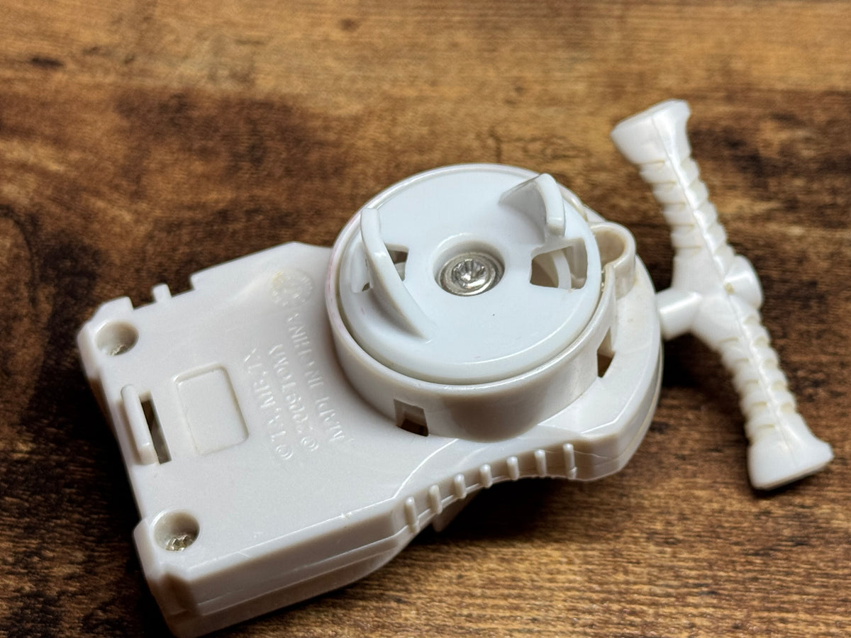 Left String Launcher Beyblade Metal Fight Takara Tomy #2 – SpinCityImports